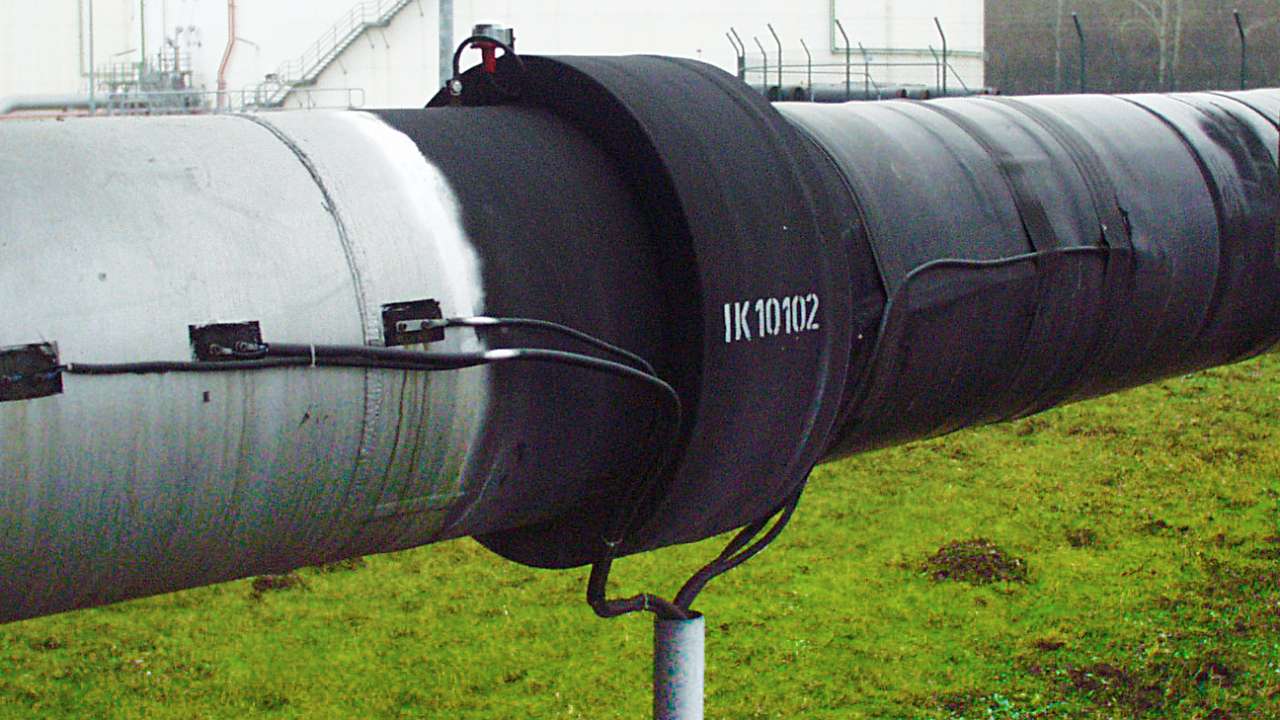 Oil pipelines – Lightning and surge protection by DEHN