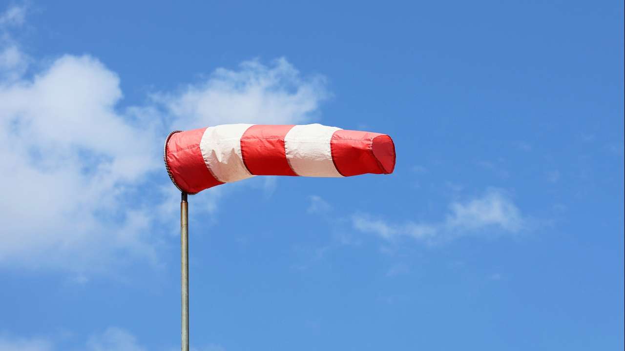 Calculating wind load: Guidance with examples | DEHN